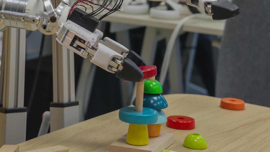 Reachy 2 : le robot humanoïde open source qui redéfinit l’interaction homme-machine | maxon group